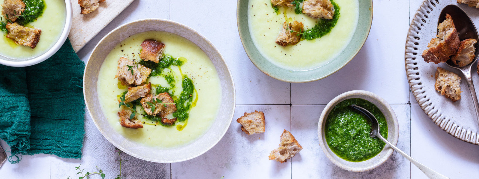 Lauchcreme mit Rucola-Pesto – ETA DE