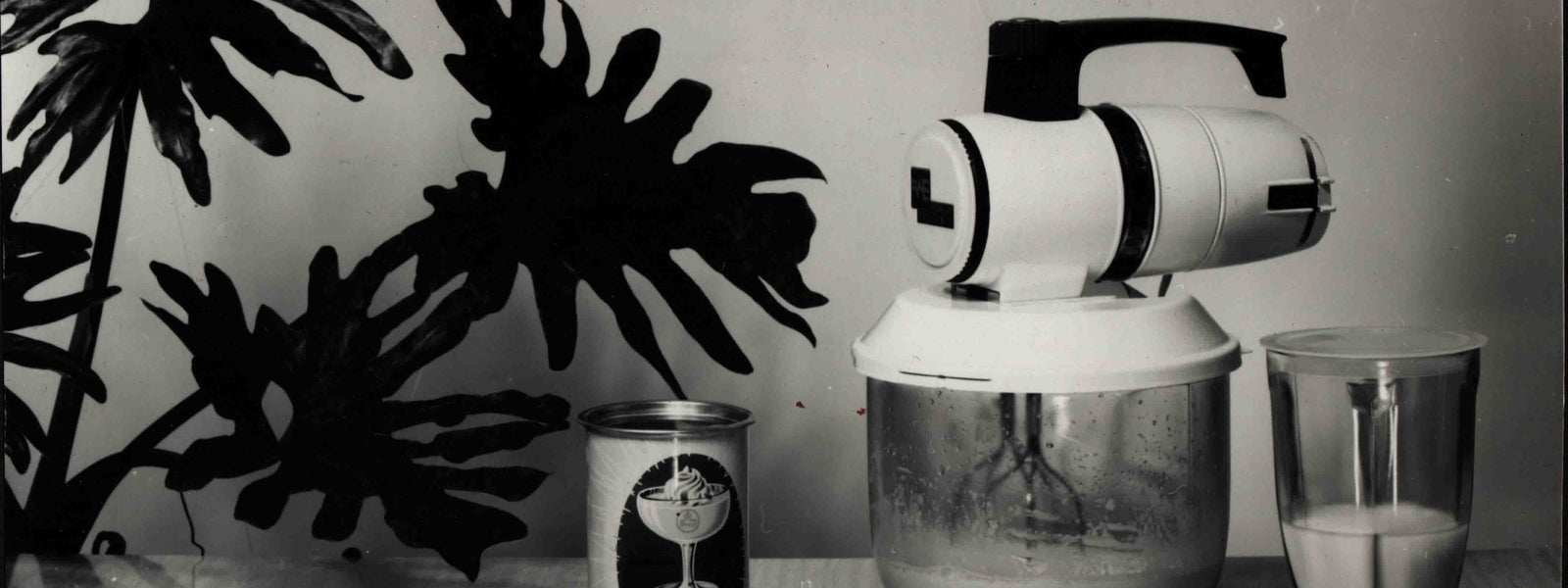 Retro-Rezepte von 1951 für einen elektrischen Mixer – ETA DE